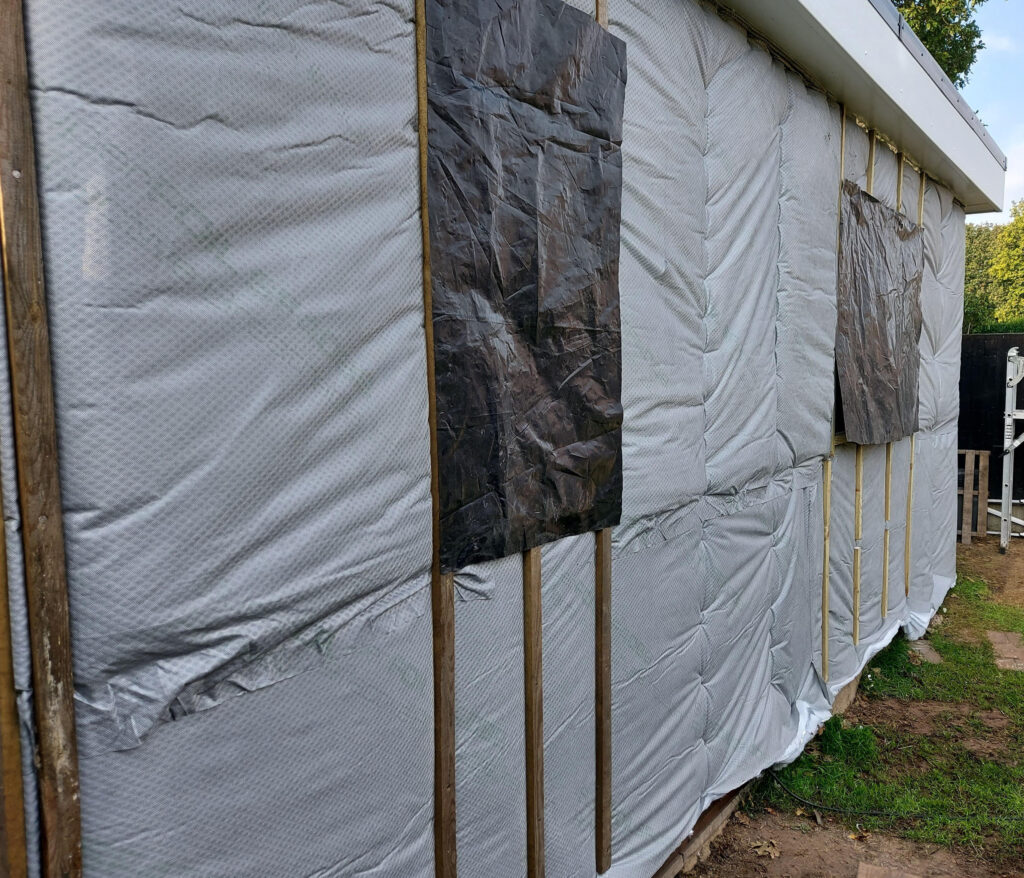 SuperFOIL SF40BB: Breathable Insulation for Enhanced Building Environments